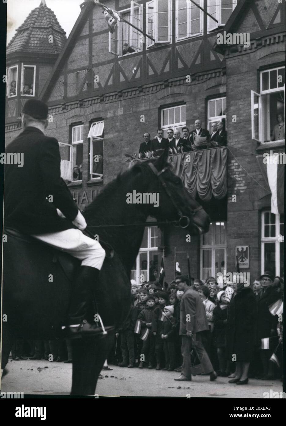 Lt hall hi-res stock photography and images - Alamy