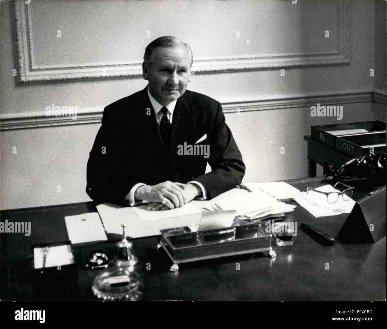 Apr. 04, 1966 - New Governor of The Bank of England. Mr. Leslie Kenneth ...