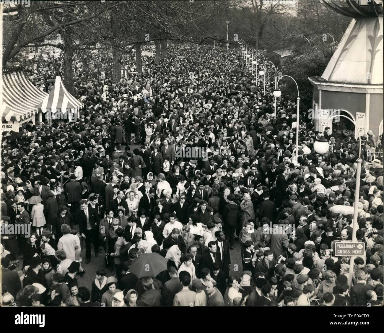 Battersea easter parade hi-res stock photography and images - Alamy
