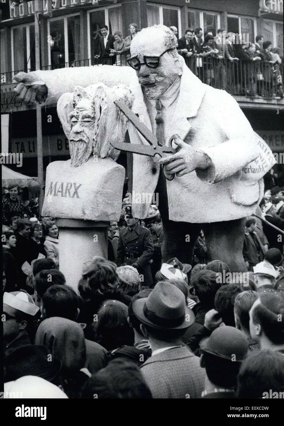 East germany parade hi-res stock photography and images - Alamy