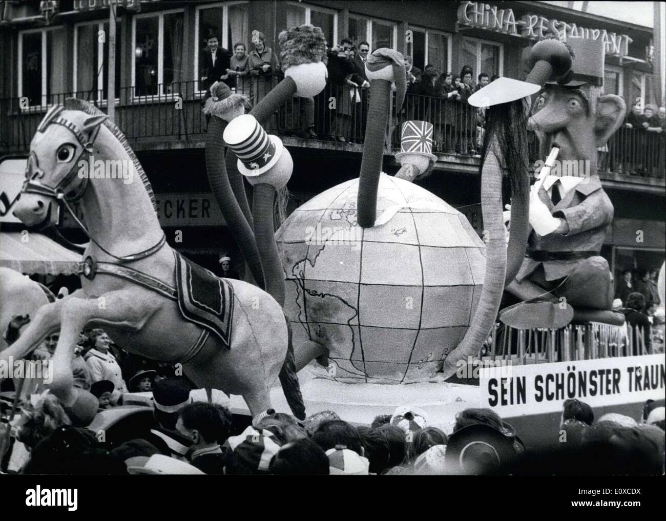 Political parade hi-res stock photography and images - Alamy