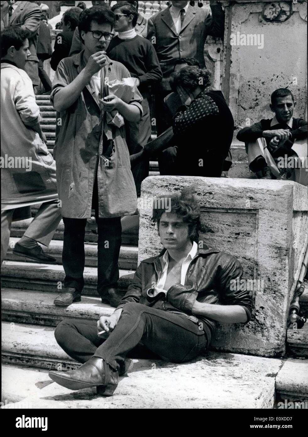 May 05, 1966 - The well know British Singer Ricky Shayne, famous for ...