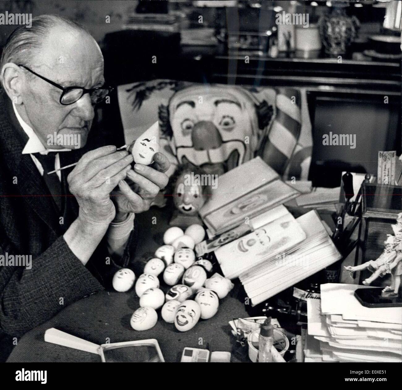 Historical clowns hi-res stock photography and images - Alamy