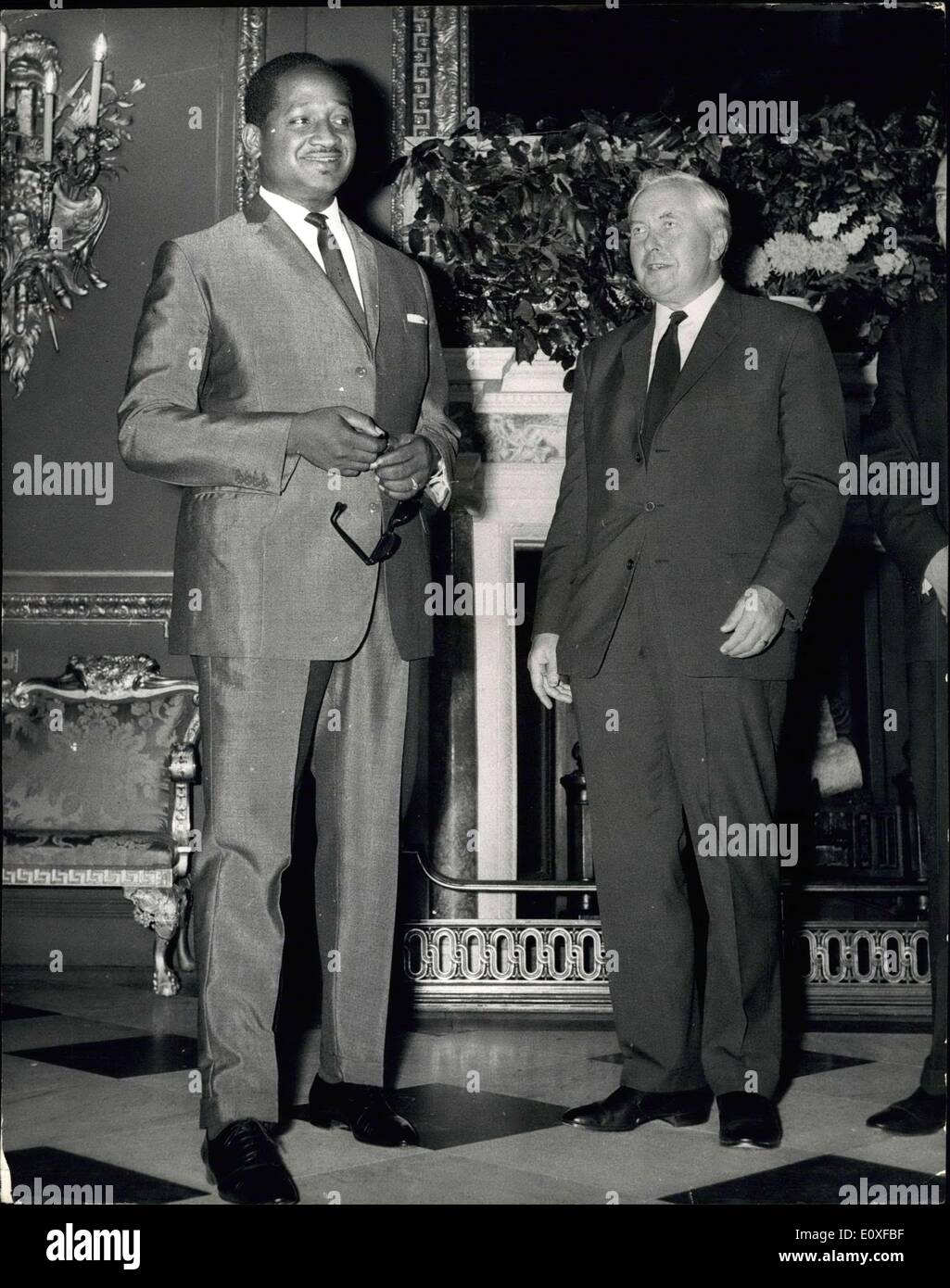 Commonwealth prime ministers conference 1966 hi-res stock photography ...