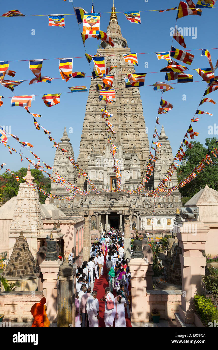 Bodh Gaya is a major Buddhist pilgrimage site in India, known for the ...