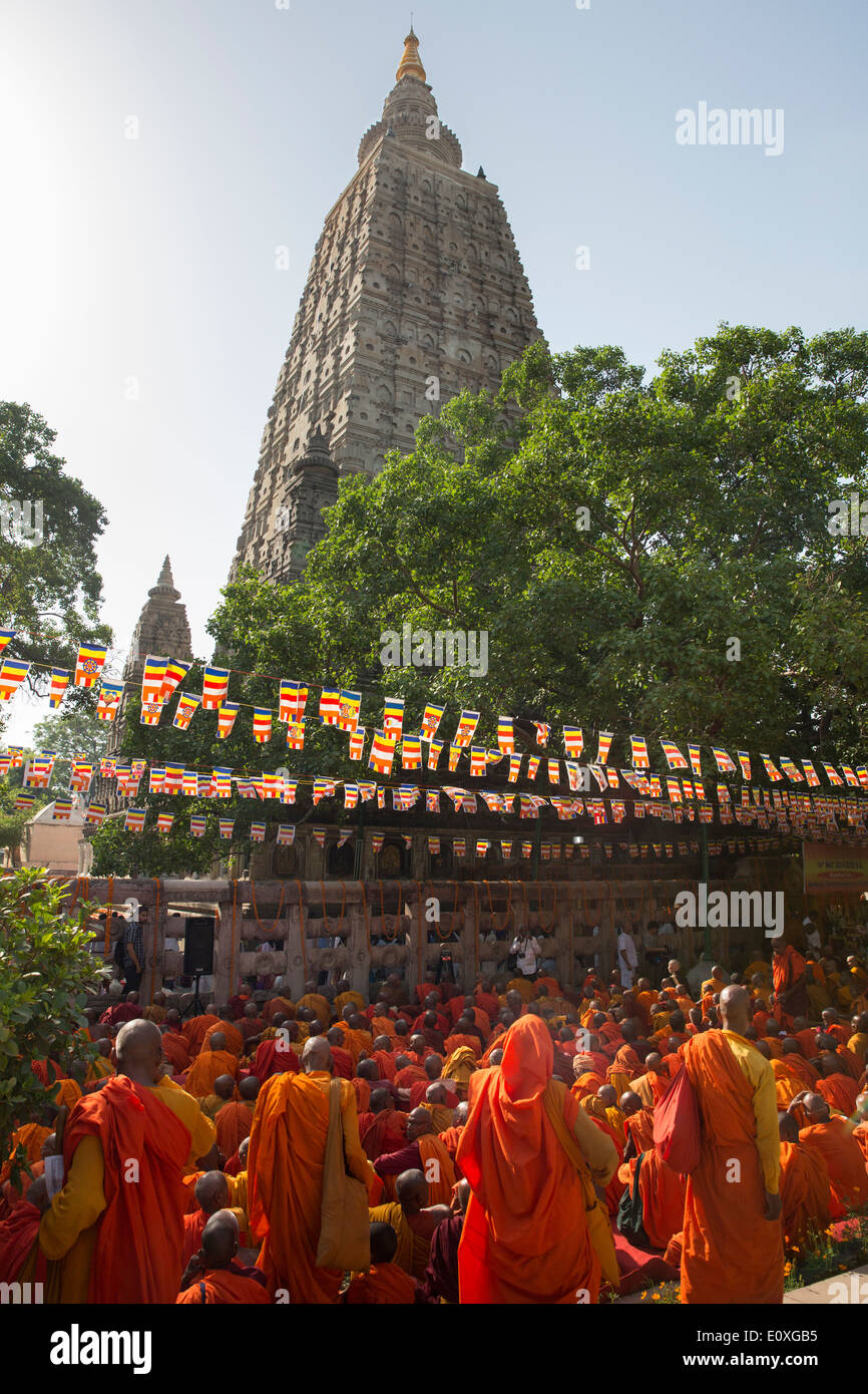 Bodh Gaya is a major Buddhist pilgrimage site in India, known for the ...
