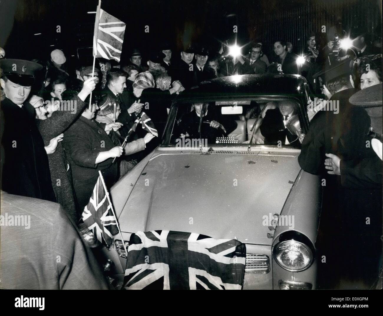 Rev ian paisley released hi-res stock photography and images - Alamy