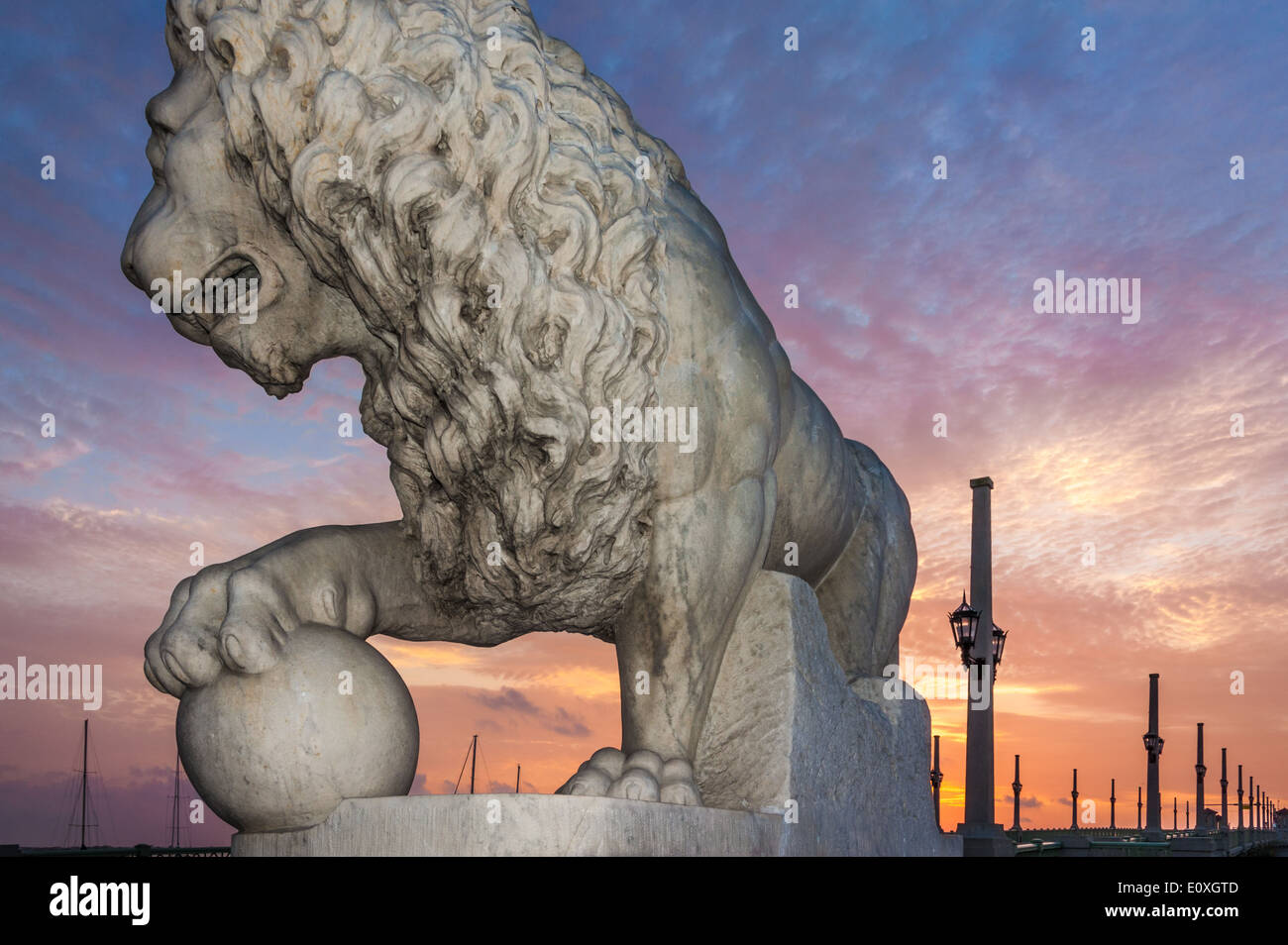 St augustine florida bridge of lions hi-res stock photography and ...