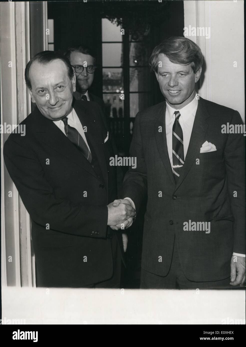 Kennedy bob hi-res stock photography and images - Alamy