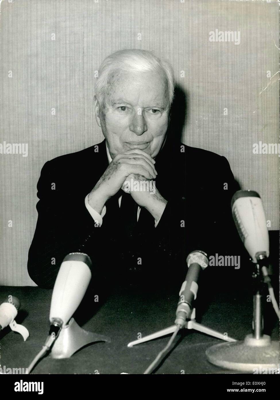 Jan. 01, 1967 - ''Countess from Hong Kong is a milestone'', Charles ...