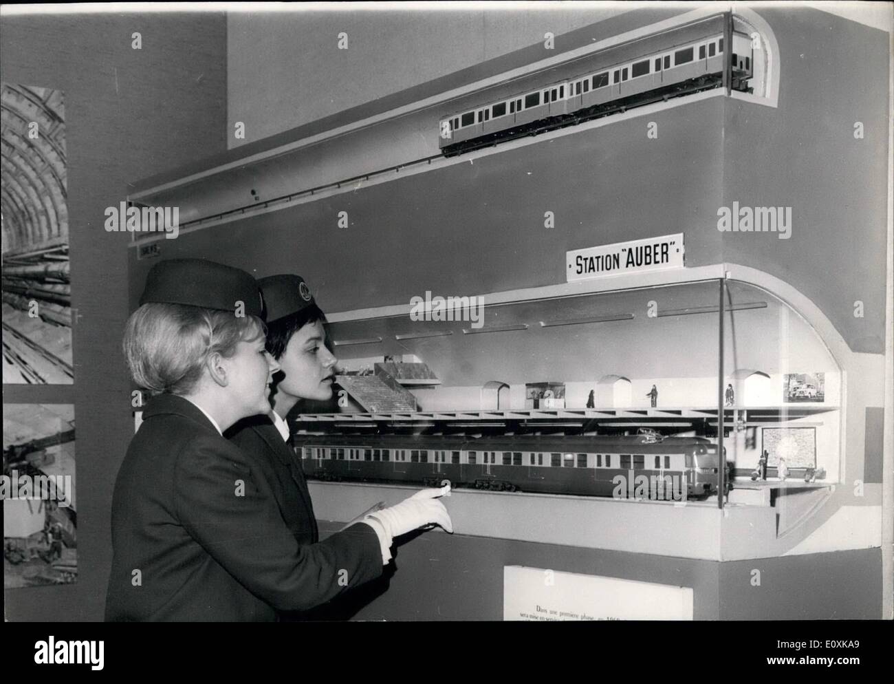 White pla models hi-res stock photography and images - Alamy