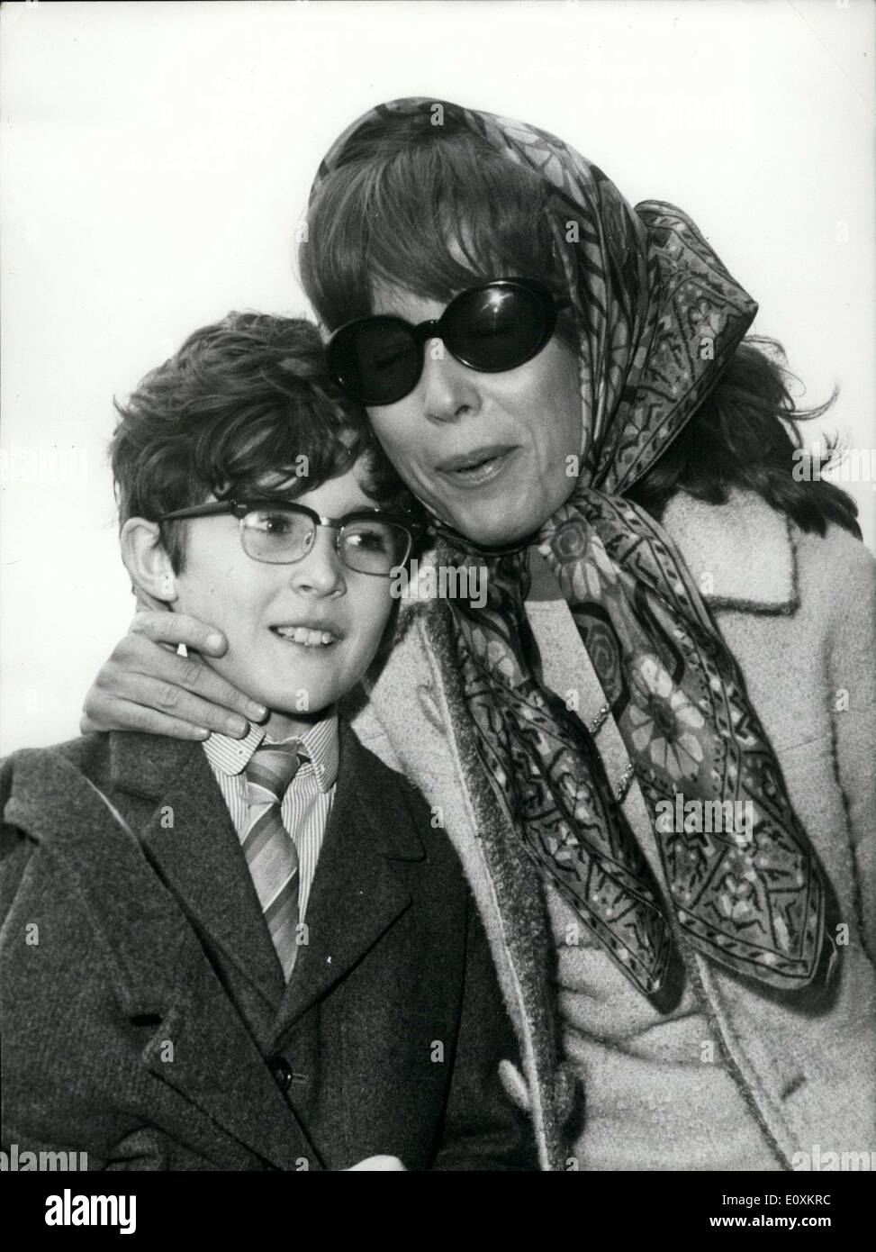 Mar. 10, 1967 - Michele Ray, the war correspondent that was captured ...