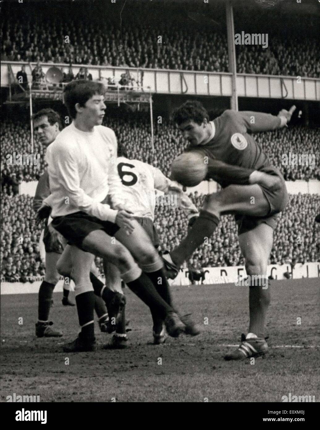 Ron yeats hi-res stock photography and images - Alamy