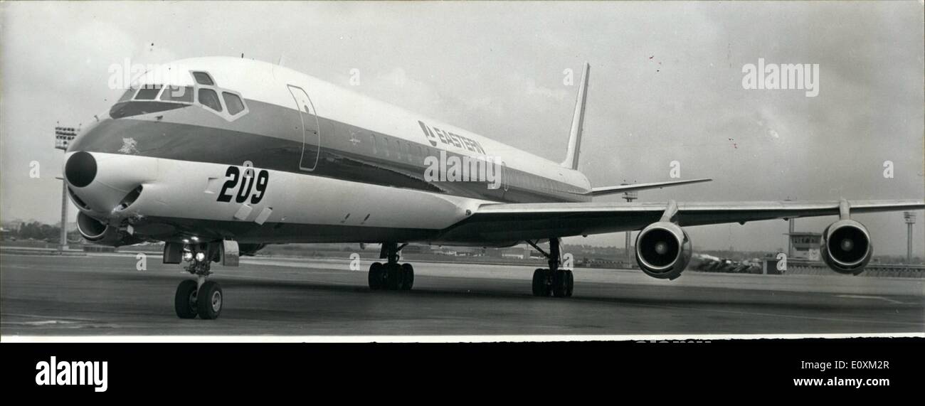 American super jet airliner one hi-res stock photography and images - Alamy