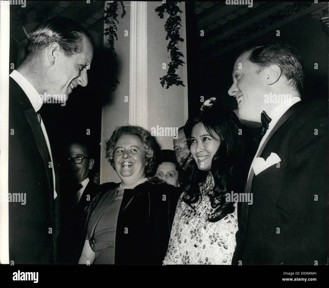 Which prince patron actress marayat andriane hi-res stock photography ...