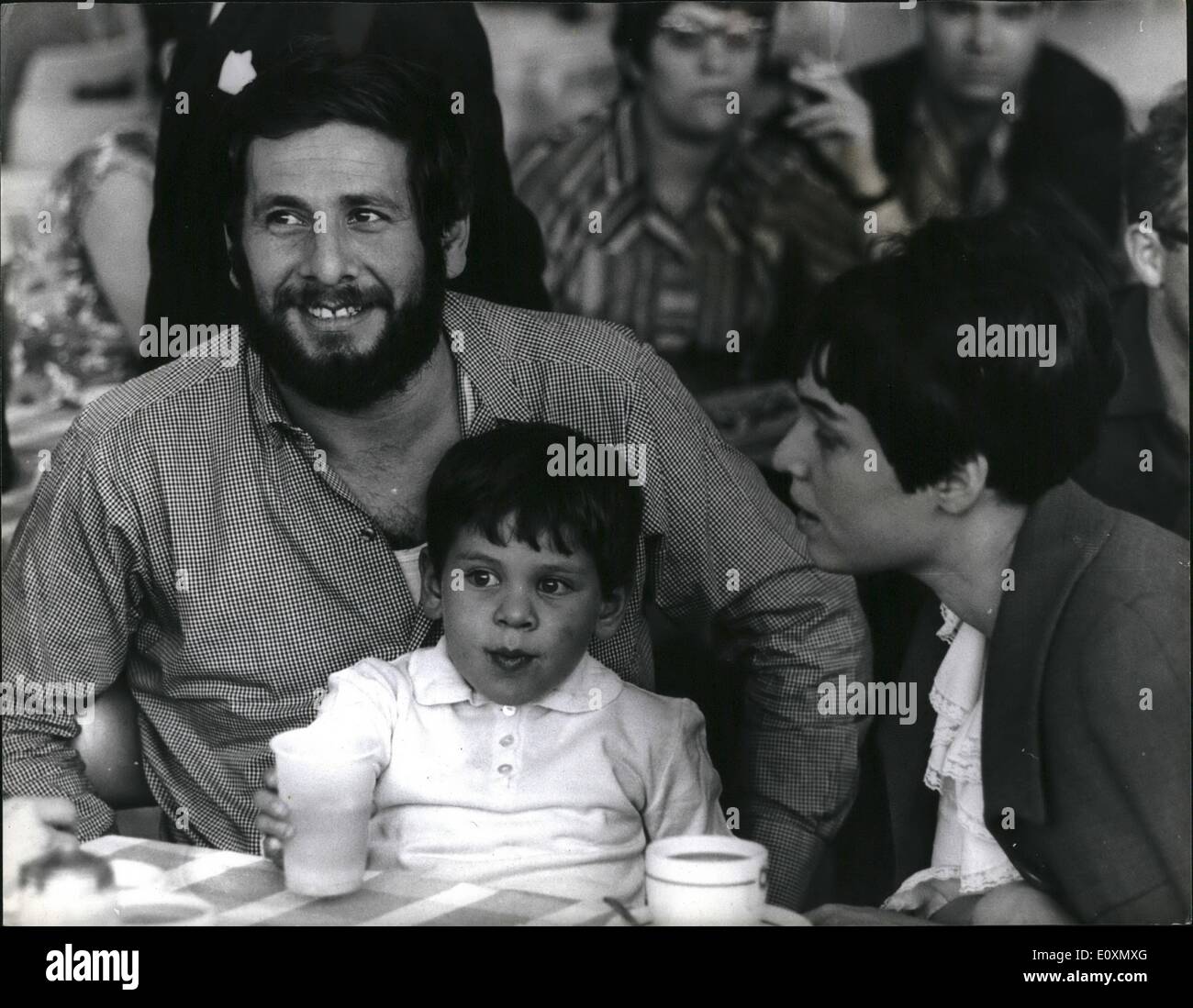 Jun. 06, 1967 - Topol's Flight to Israel Cancelled Musical star Topol ...