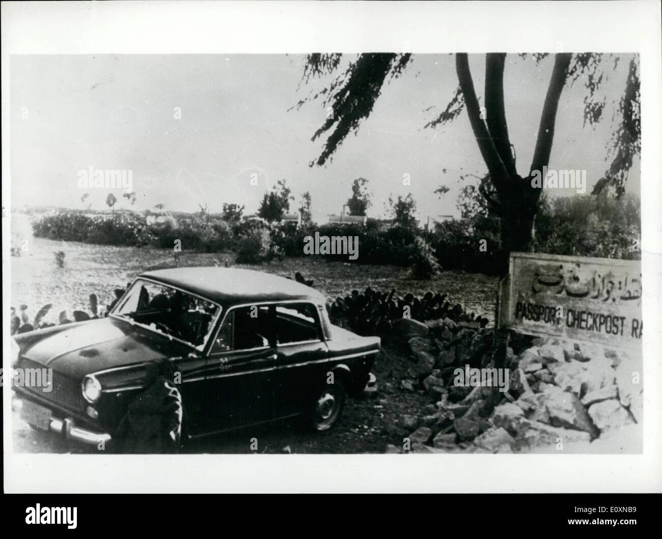 Jun. 06, 1967 - The middle east war. Gaza strip is overrun; Photo Shows ...