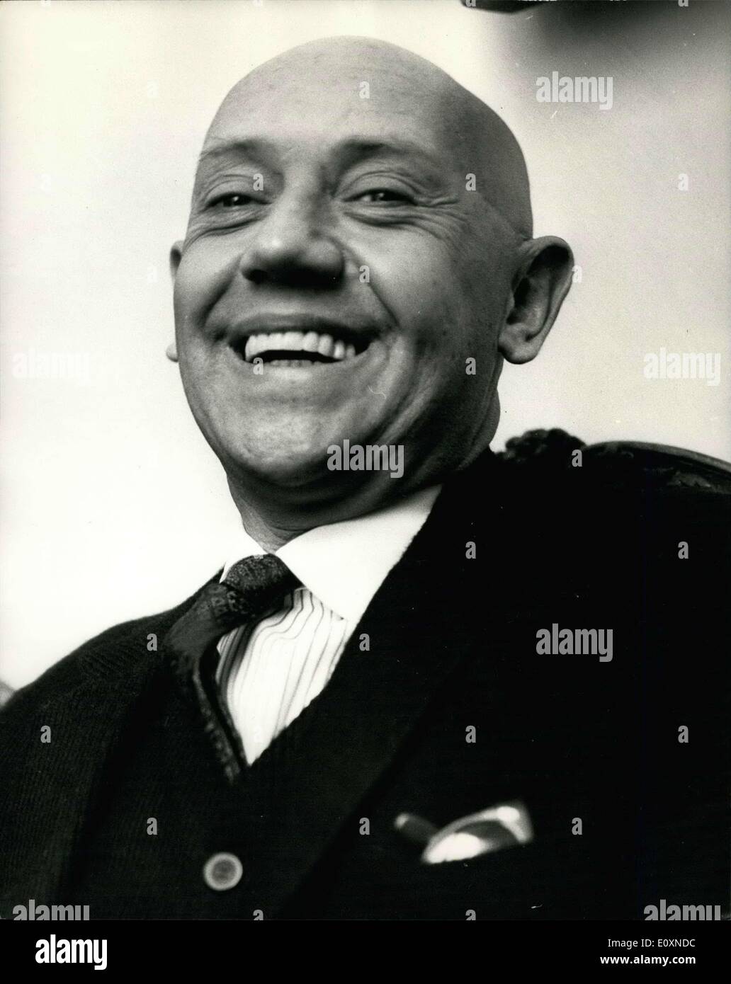 Picasso painting hi-res stock photography and images - Alamy