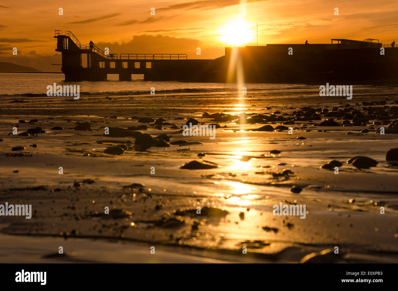 Diving platform hi-res stock photography and images - Alamy