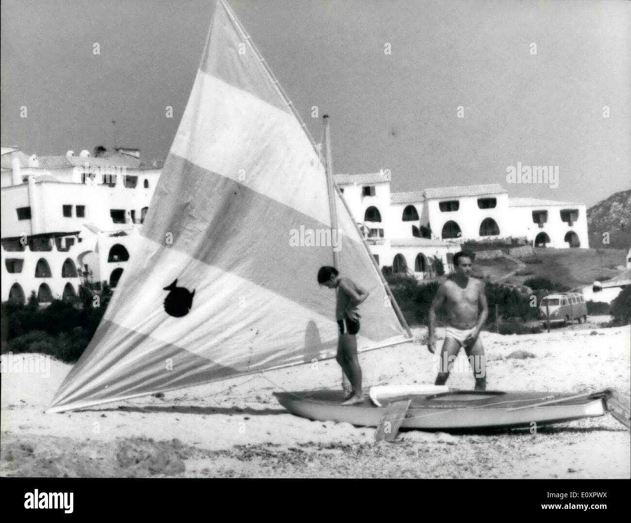 Gina lollobrigida husband milko skofic hi-res stock photography and ...