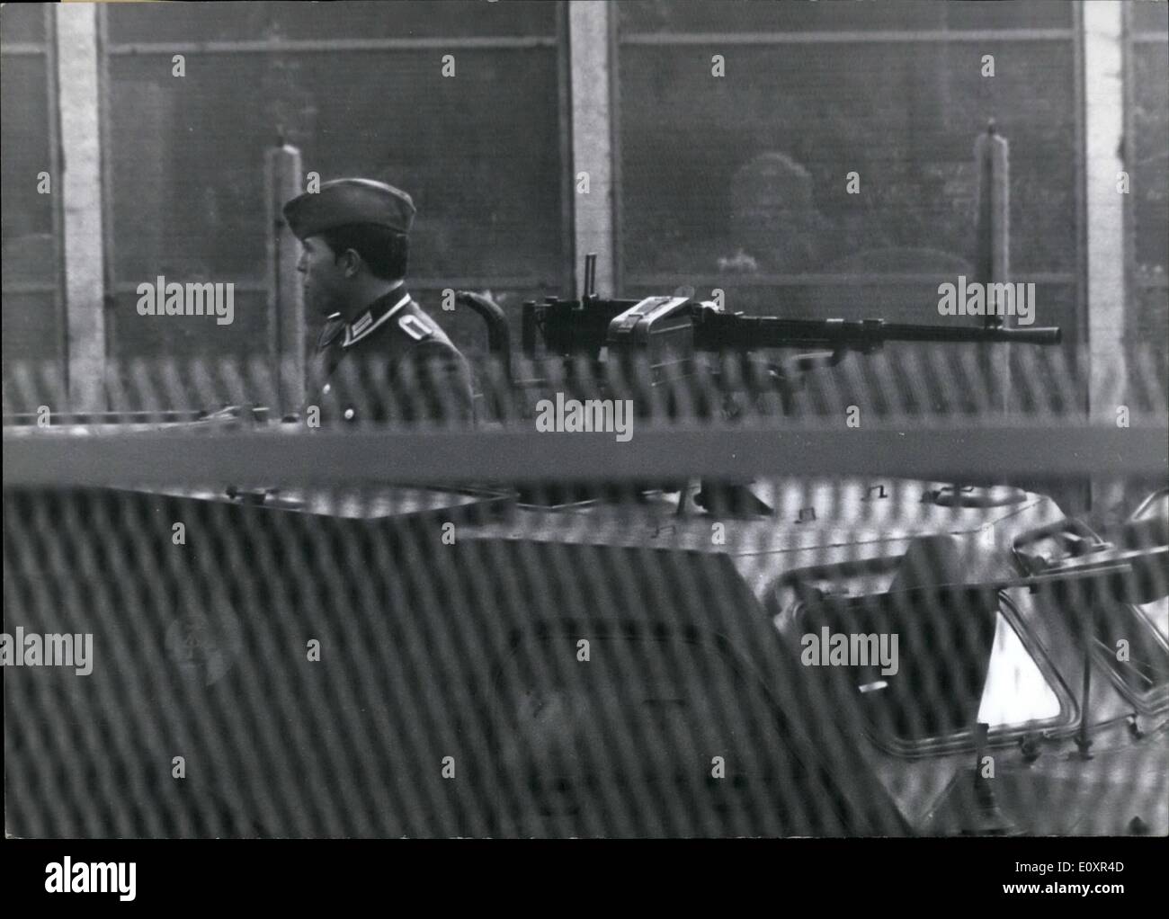 Oct. 10, 1967 - Berlin (East): Thats the new border-look: Watch-tower ...