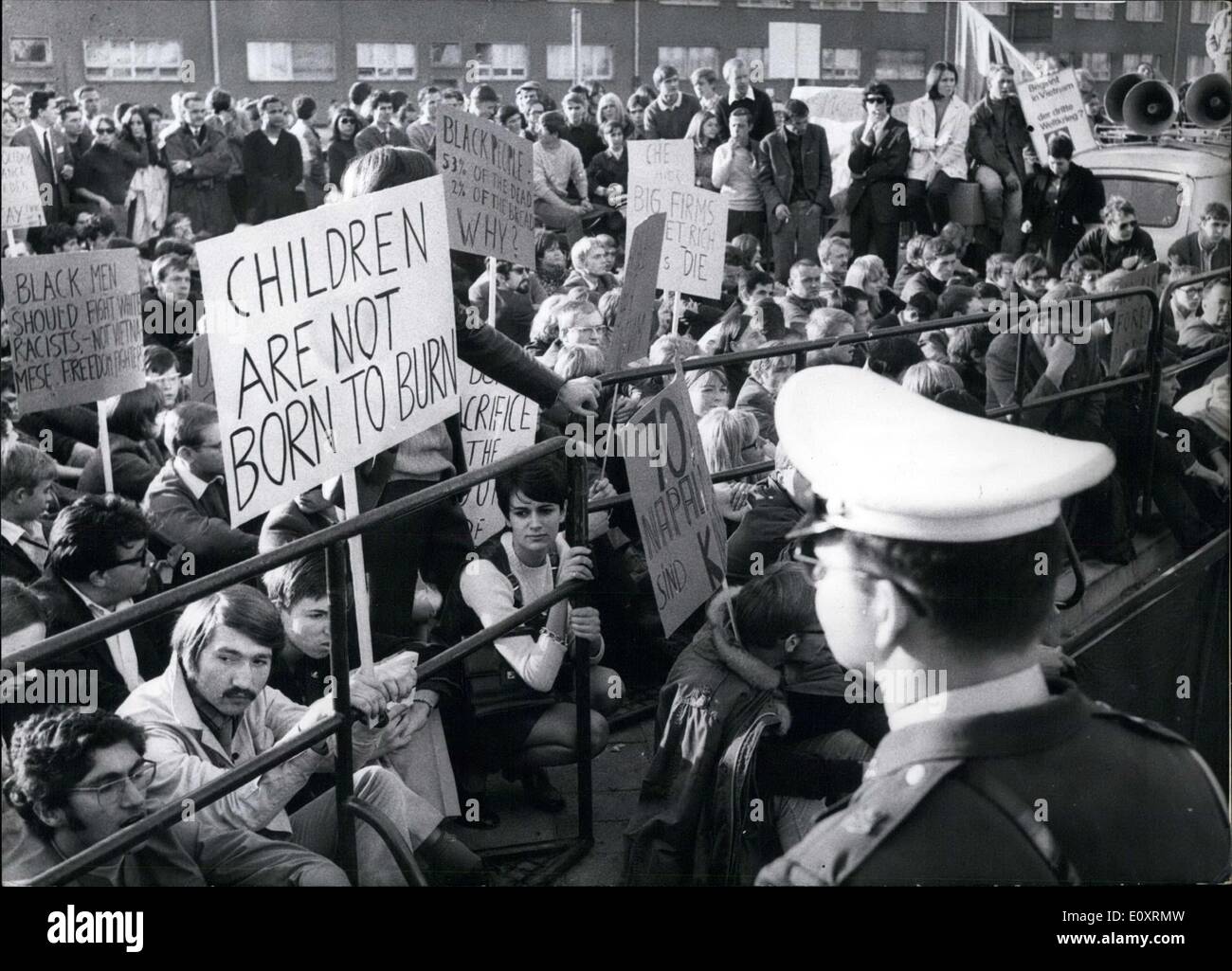 1967 actions hi-res stock photography and images - Alamy