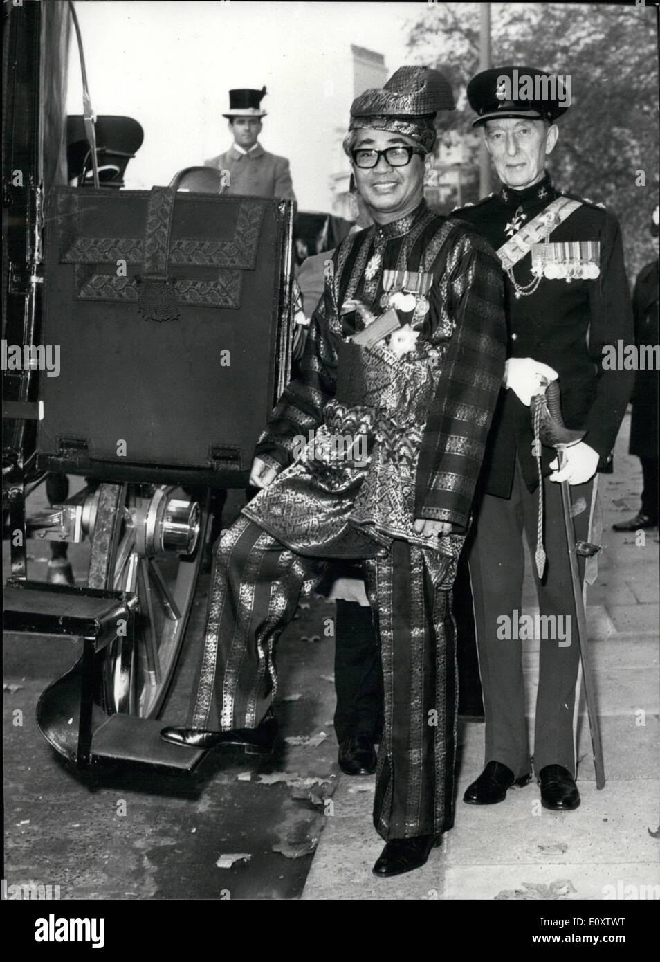 Nov. 11, 1967 - High Commissioner for Malaysia goes to Palace: Tan Sri ...