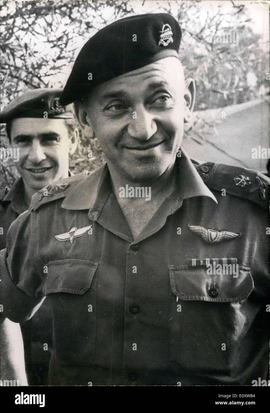 Haim bar lev hi-res stock photography and images - Alamy