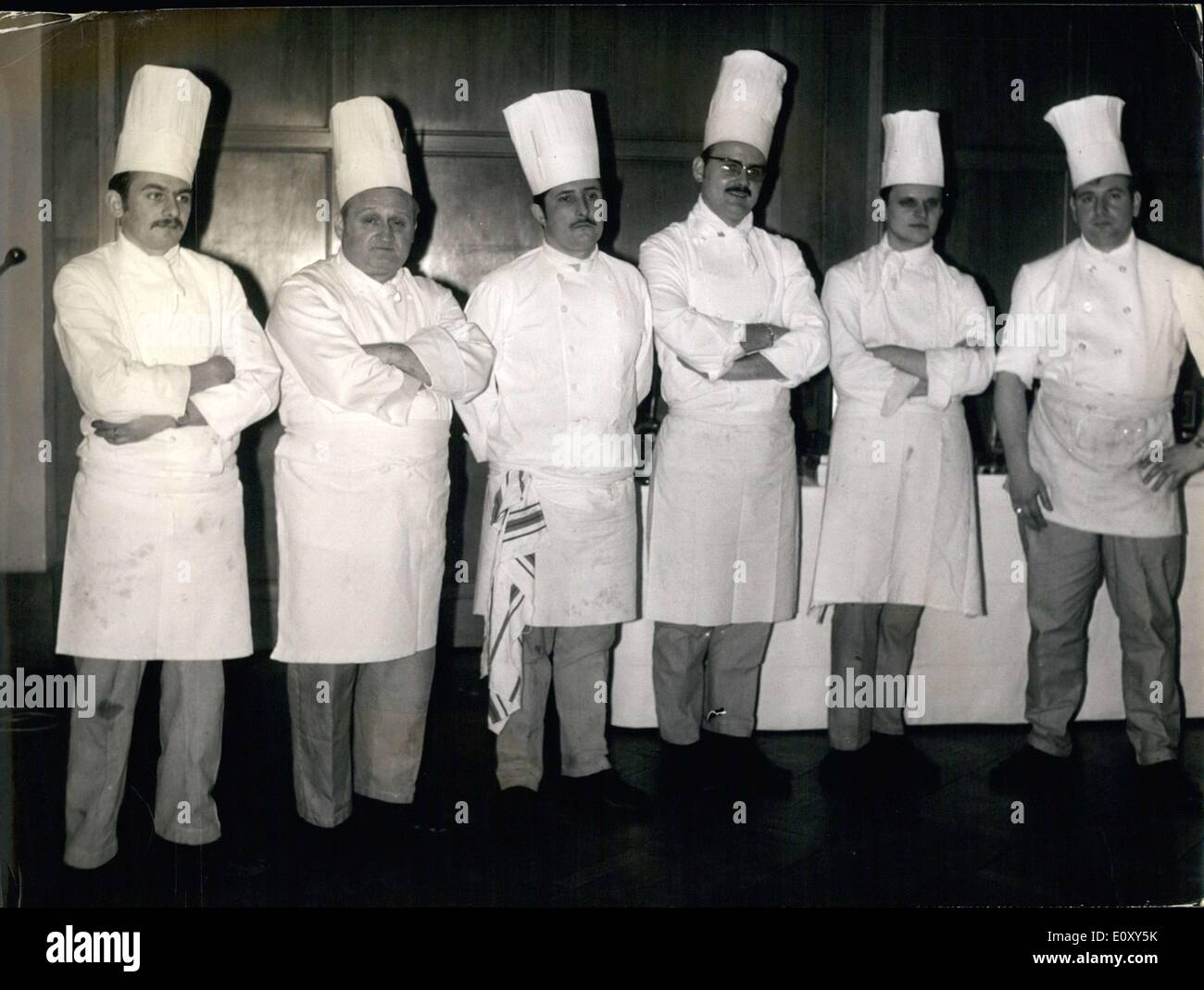 Chefs panel hi-res stock photography and images - Alamy