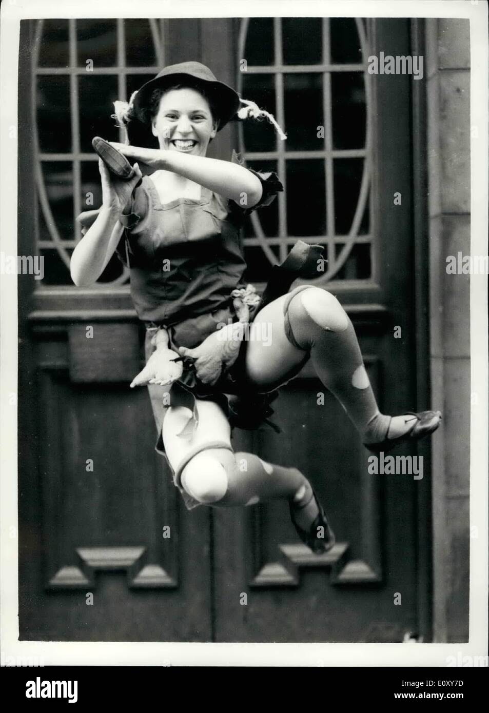 Apr. 04, 1968 - ALL ENGLAND SUNSHINE DANCING COMPETITION.. Finals of ... Apr. 04, 1968 - ALL ENGLAND SUNSHINE DANCING COMPETITION.. Finals of ...