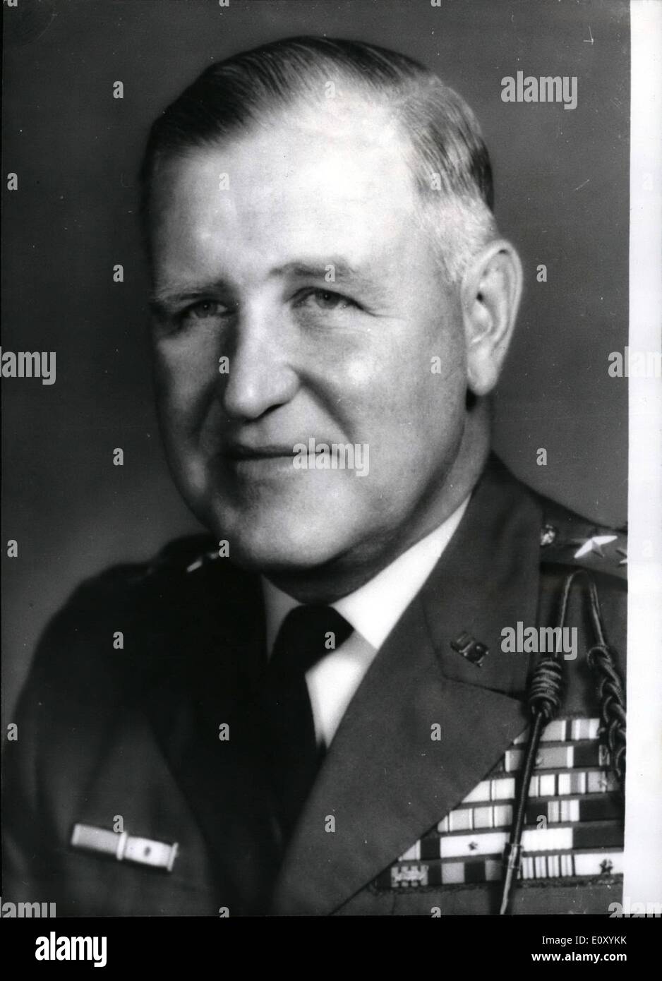 General abrams hi-res stock photography and images - Alamy