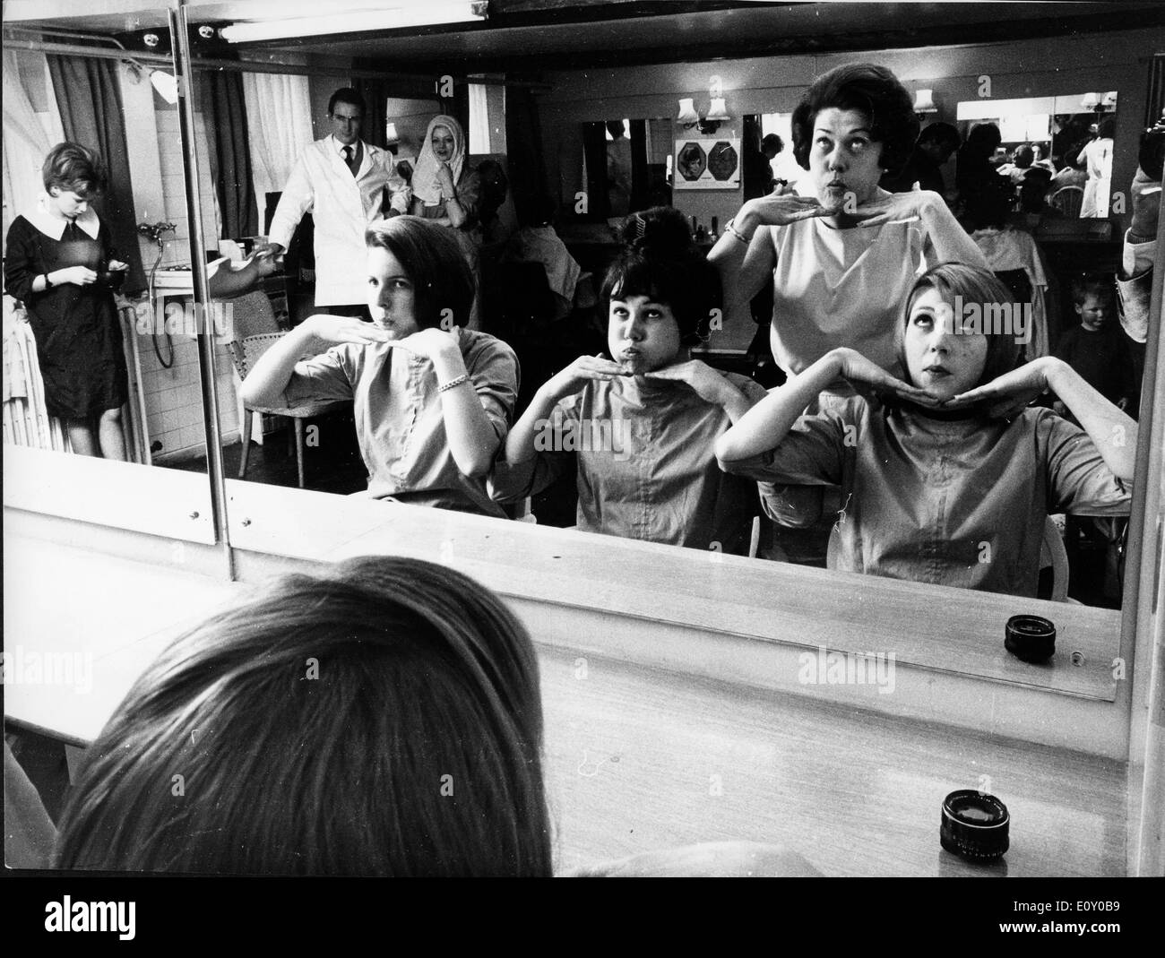 Historical beauty salon hi-res stock photography and images - Alamy