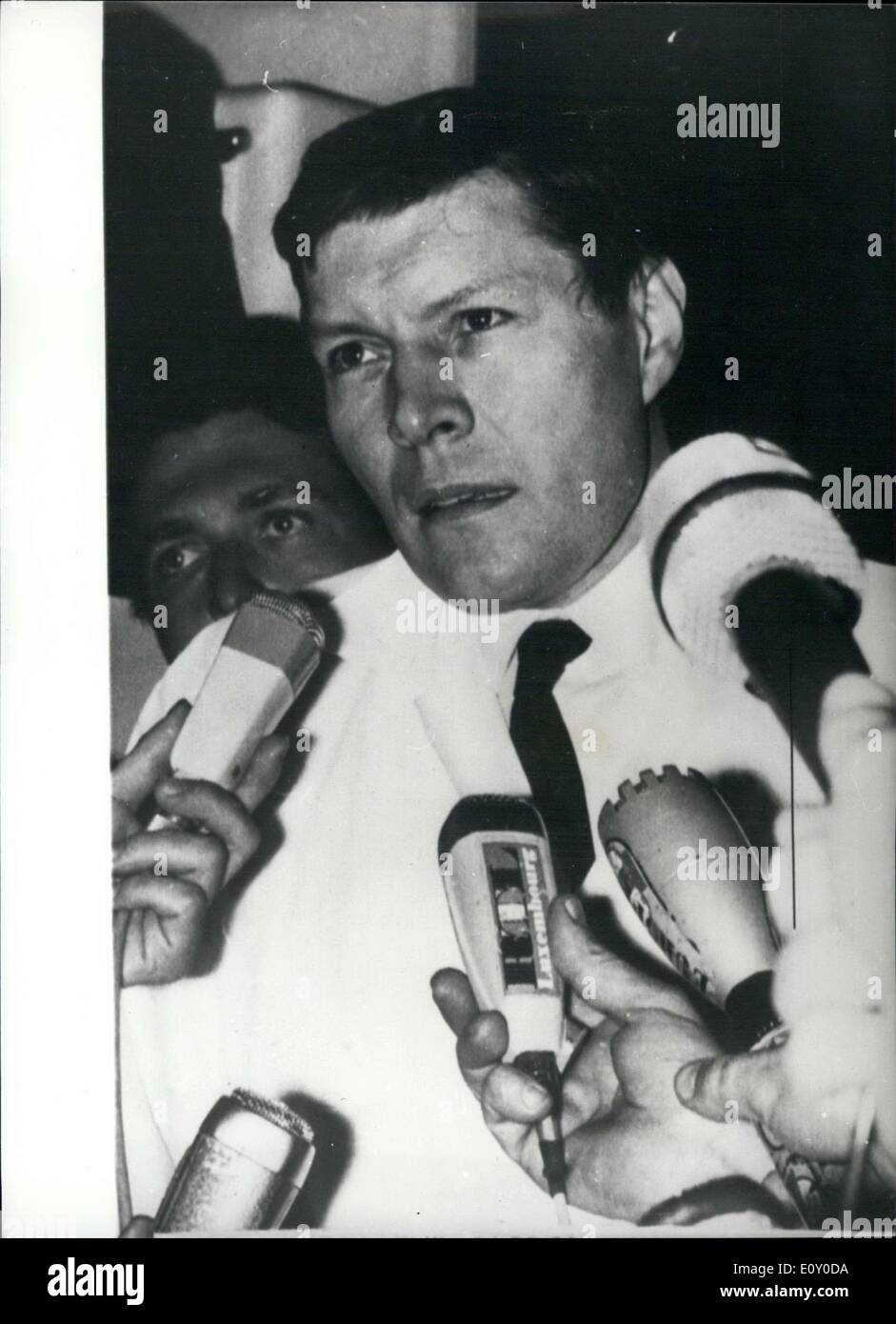 First heart transplant hi-res stock photography and images - Alamy