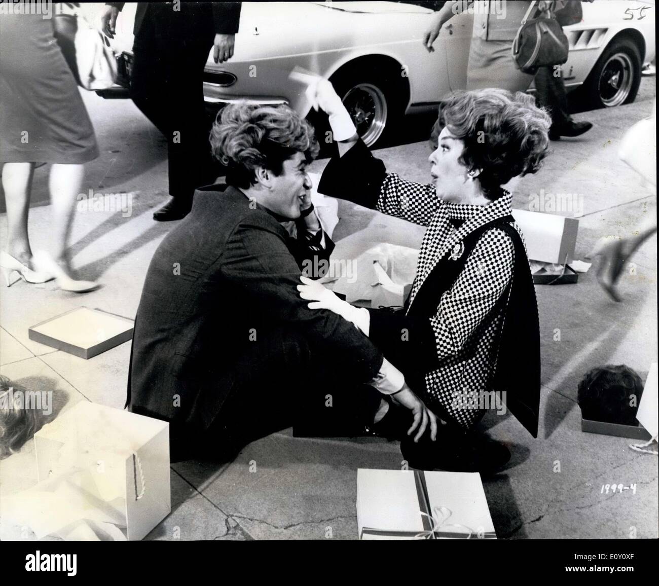 Rosalind russell rosie hi-res stock photography and images - Alamy