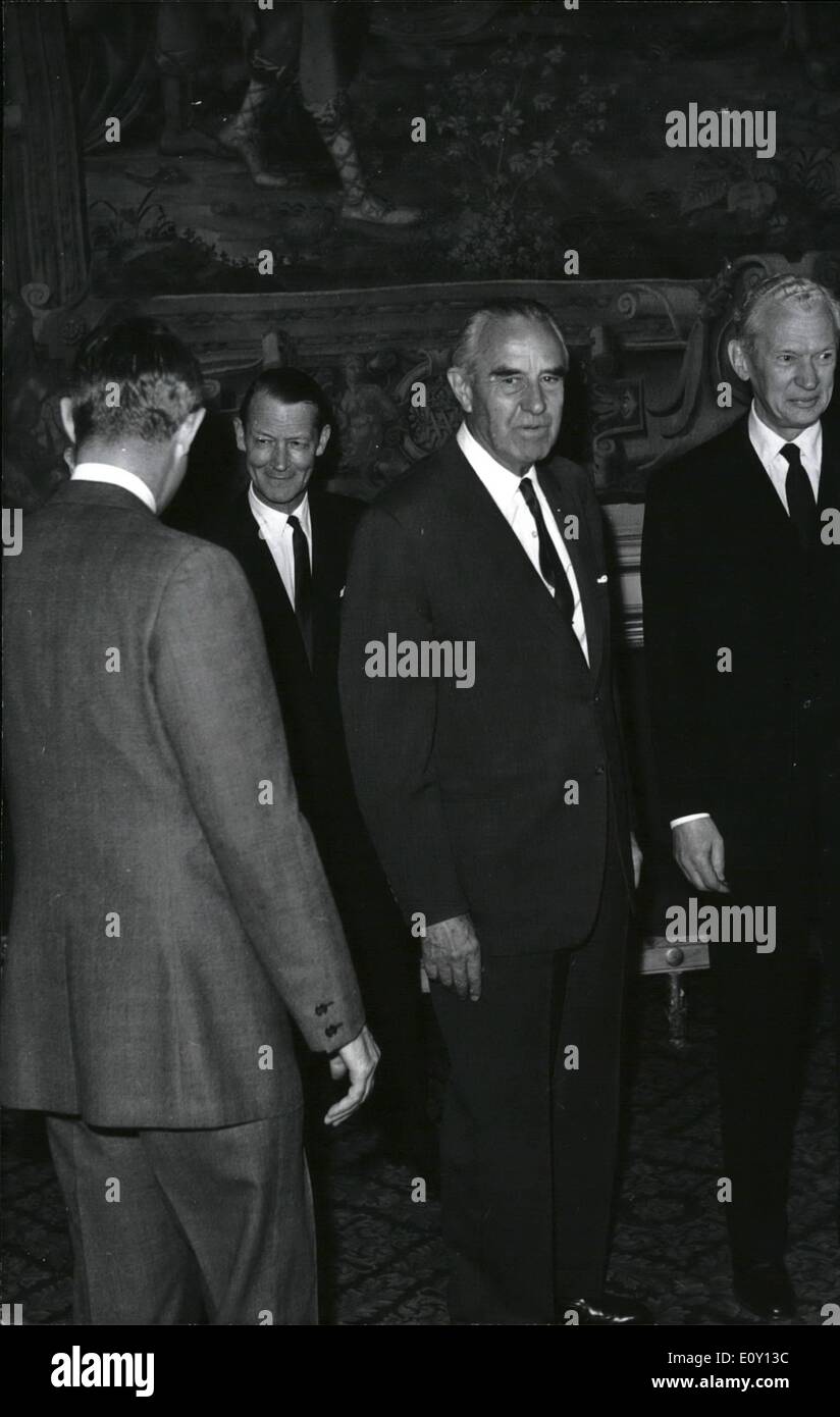 May 05, 1968 - German Dictator Adolf Hitler & Winifred Wagner Stock ...