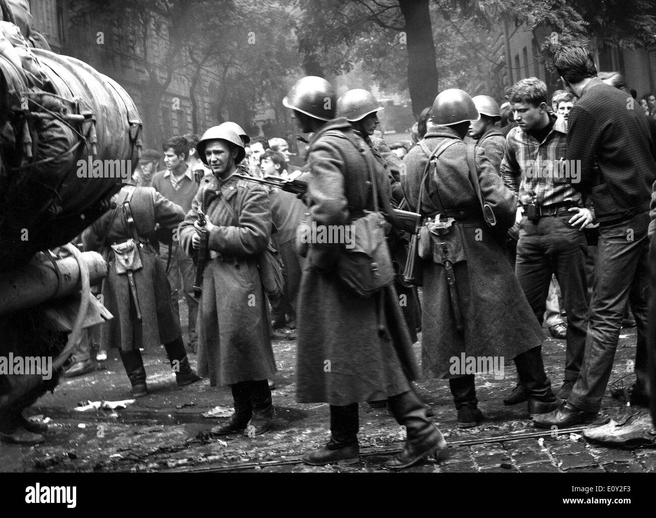 Aug 24, 1968; Prague, Czechoslovakia; Soviet troops stand face to face ...
