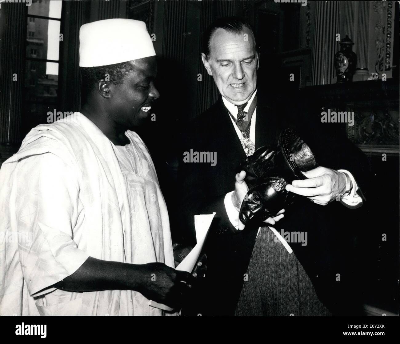 Sir gilbert inglefield hi-res stock photography and images - Alamy