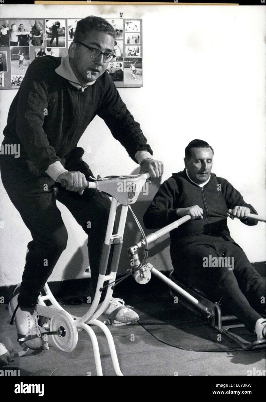 02 october 1968 hi-res stock photography and images - Alamy