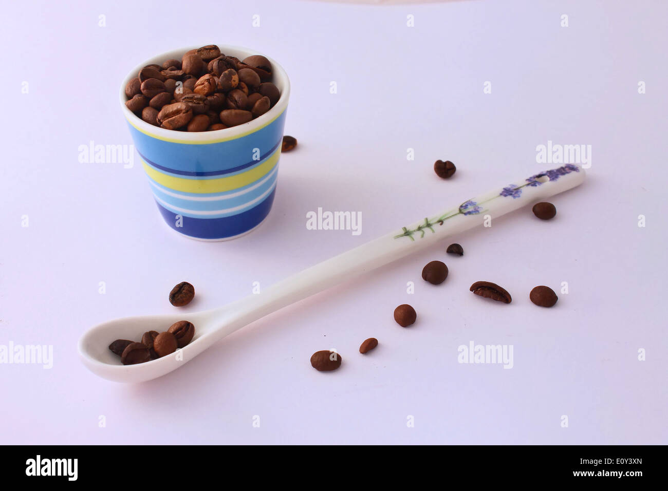 One coffee cup hi-res stock photography and images - Alamy