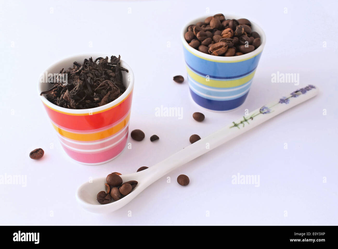 Tea and coffee two cups hi-res stock photography and images - Alamy