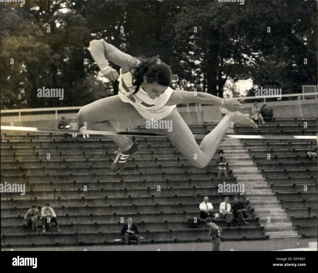 Linda knowles hi-res stock photography and images - Alamy