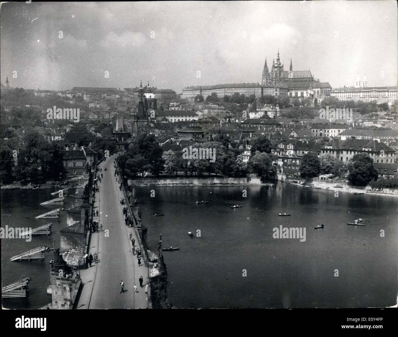 Aug. 08, 1968 - Russain troops invade Czechoslovakia: Russian troops ...