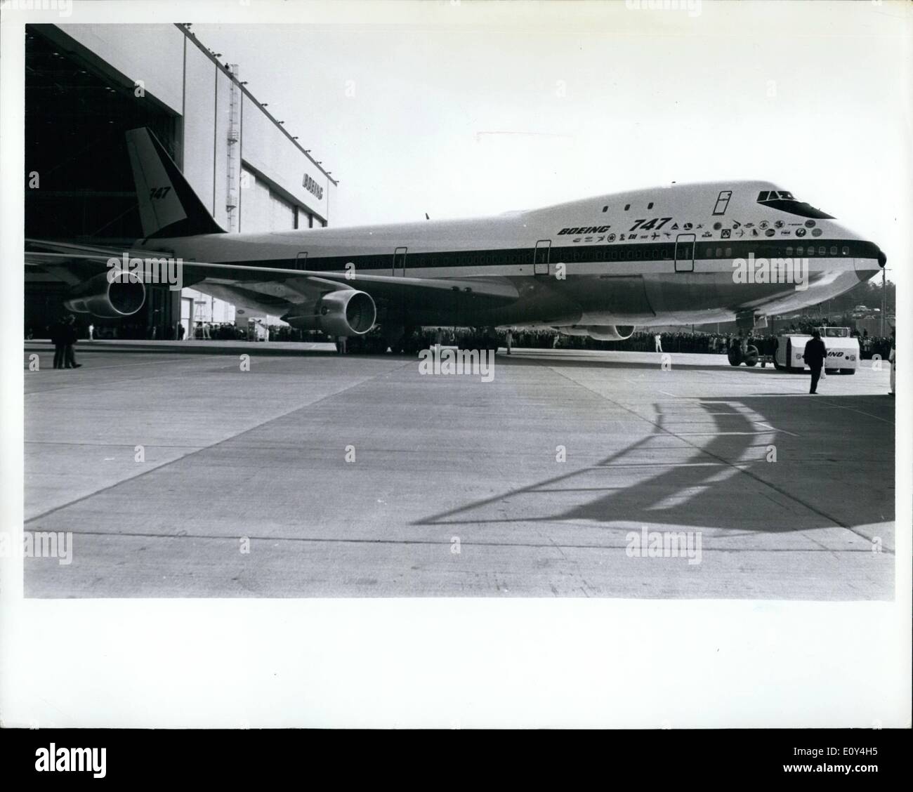 747 first flight 1969 hi-res stock photography and images - Alamy
