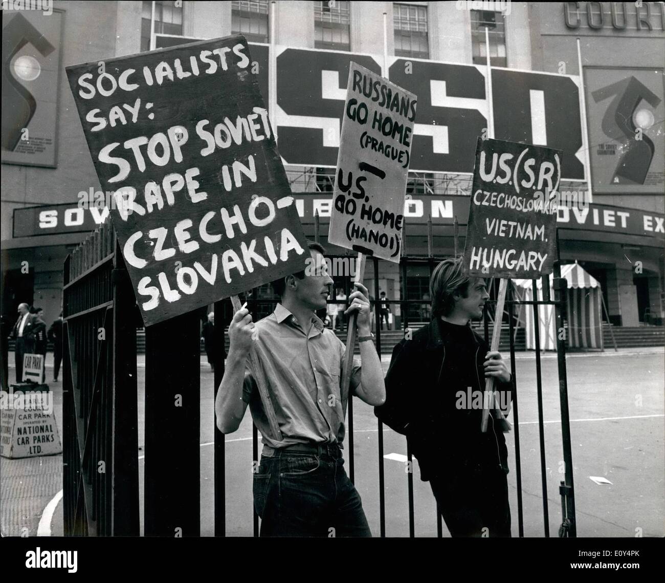Aug. 08, 1968 - Russian Troops Invade Czechoslovakia Demonstration ...