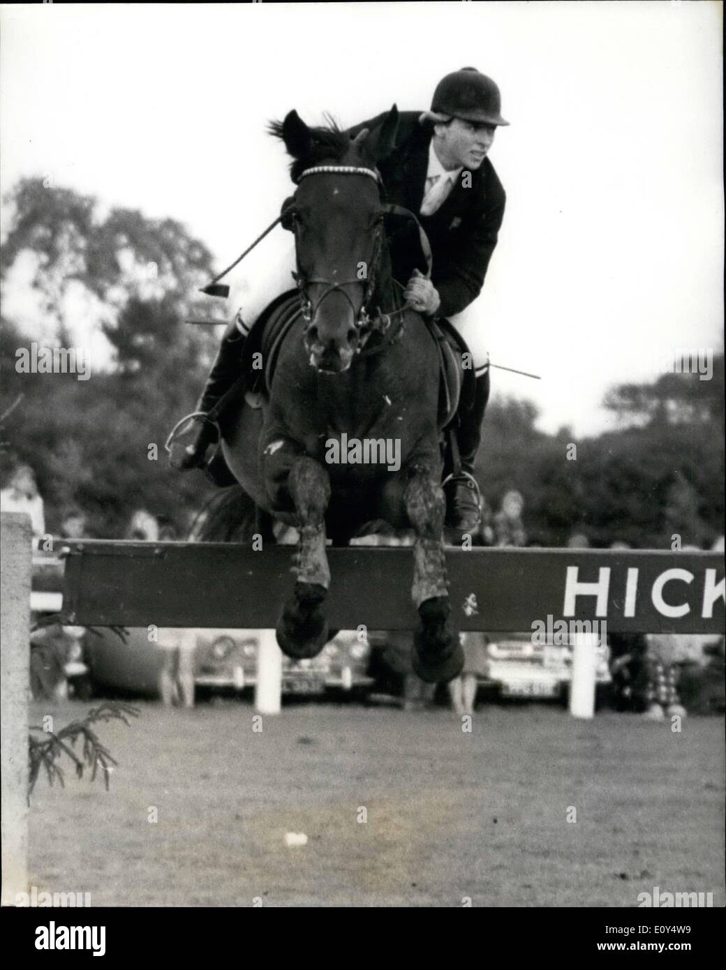 Aug. 08, 1968 - British Jumping derby at Hickstead. photo shows Miss ...