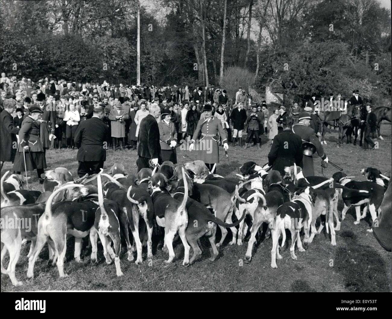 Hubert hunt hi-res stock photography and images - Alamy