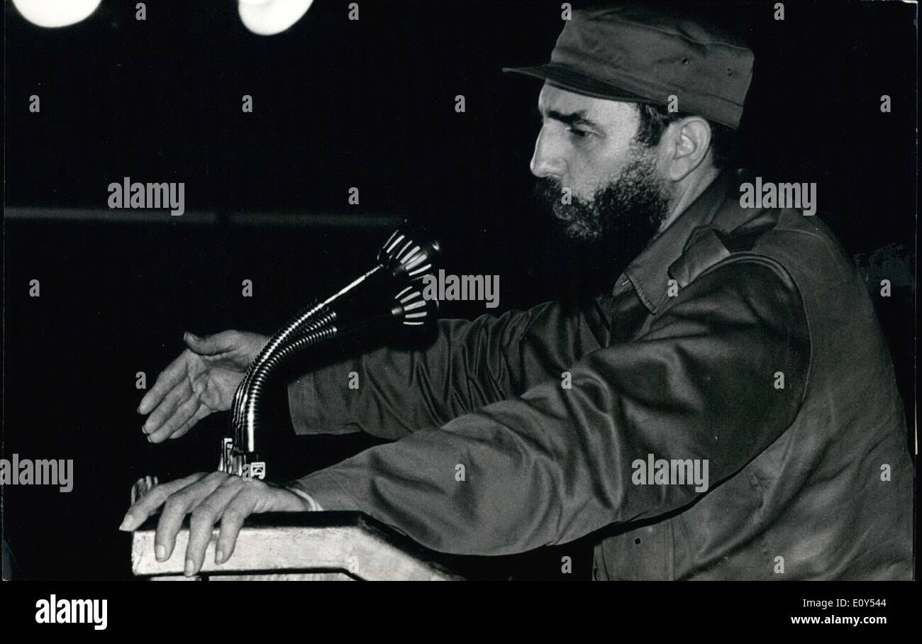 Fidel castro inaugurated modern day school hi-res stock photography and ...