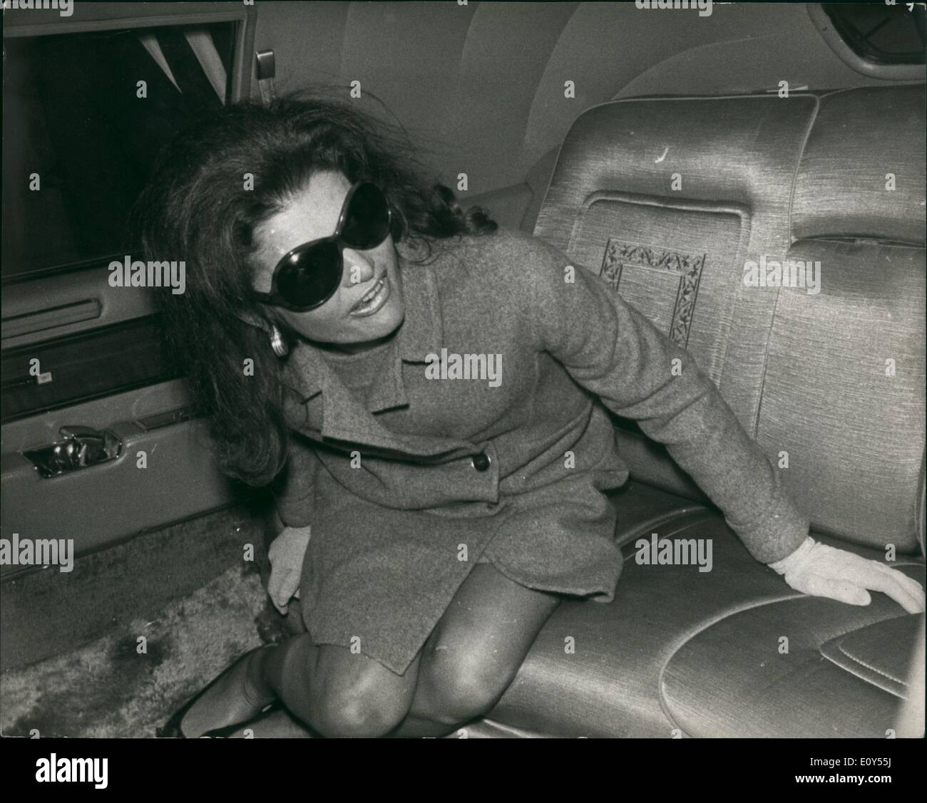 Nov. 11, 1968 - Onassis and his wife Jackie fly into London airport ...