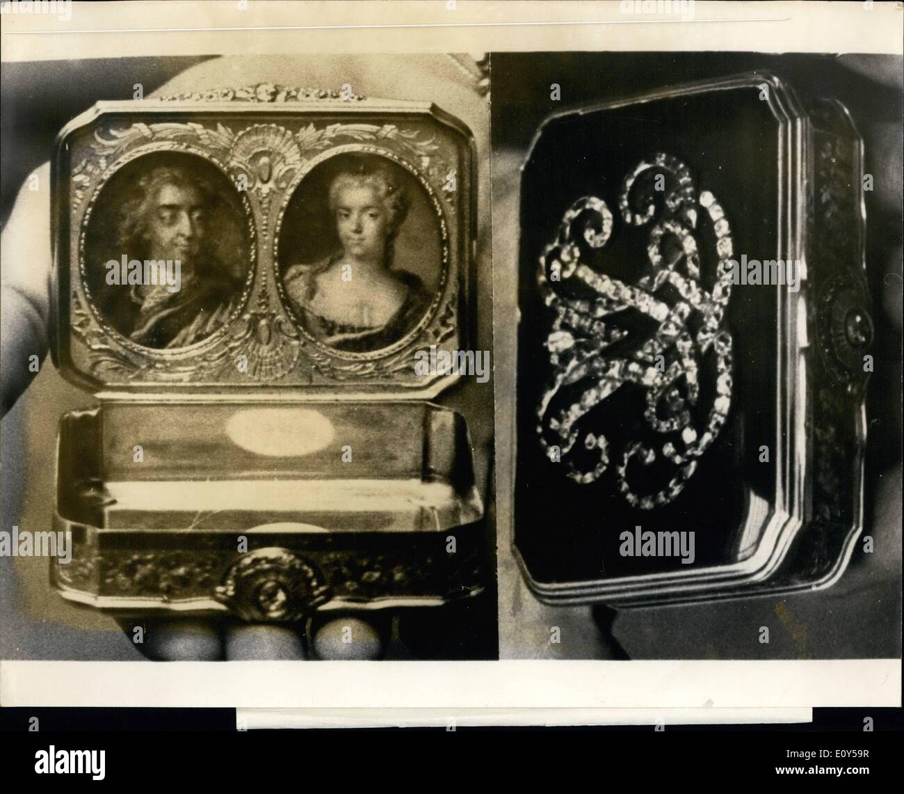 Sothebys two hi-res stock photography and images - Alamy