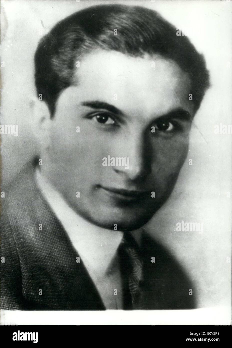 Joseph schmidt hi-res stock photography and images - Alamy